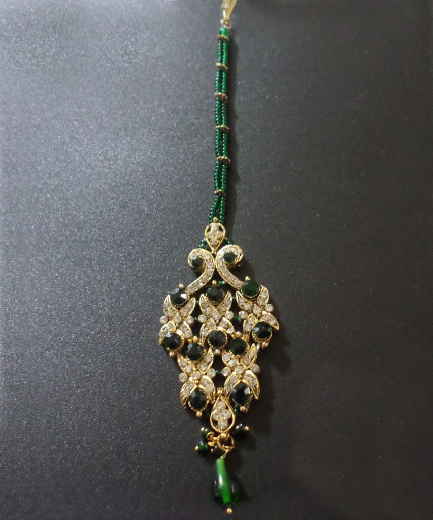 GREEN BRIDAL MAANG TIKKA - Style India